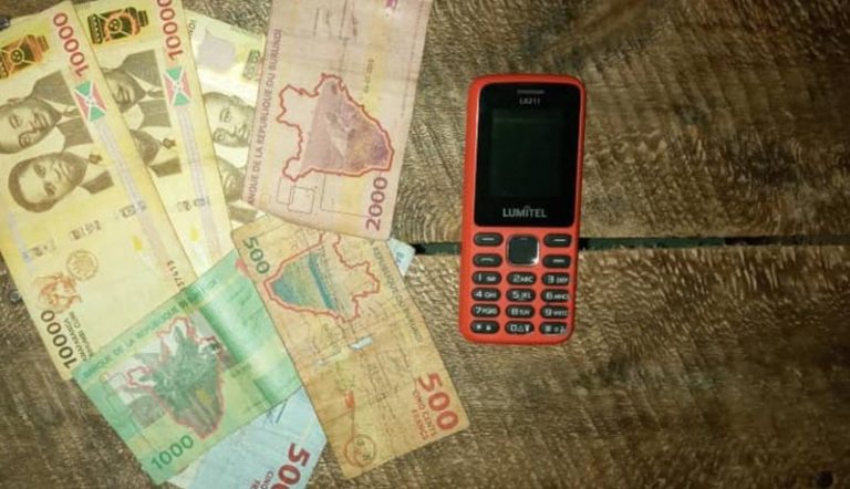 Lumicash/ Ecocash : des clients, agents et super agents remontés – IWACU